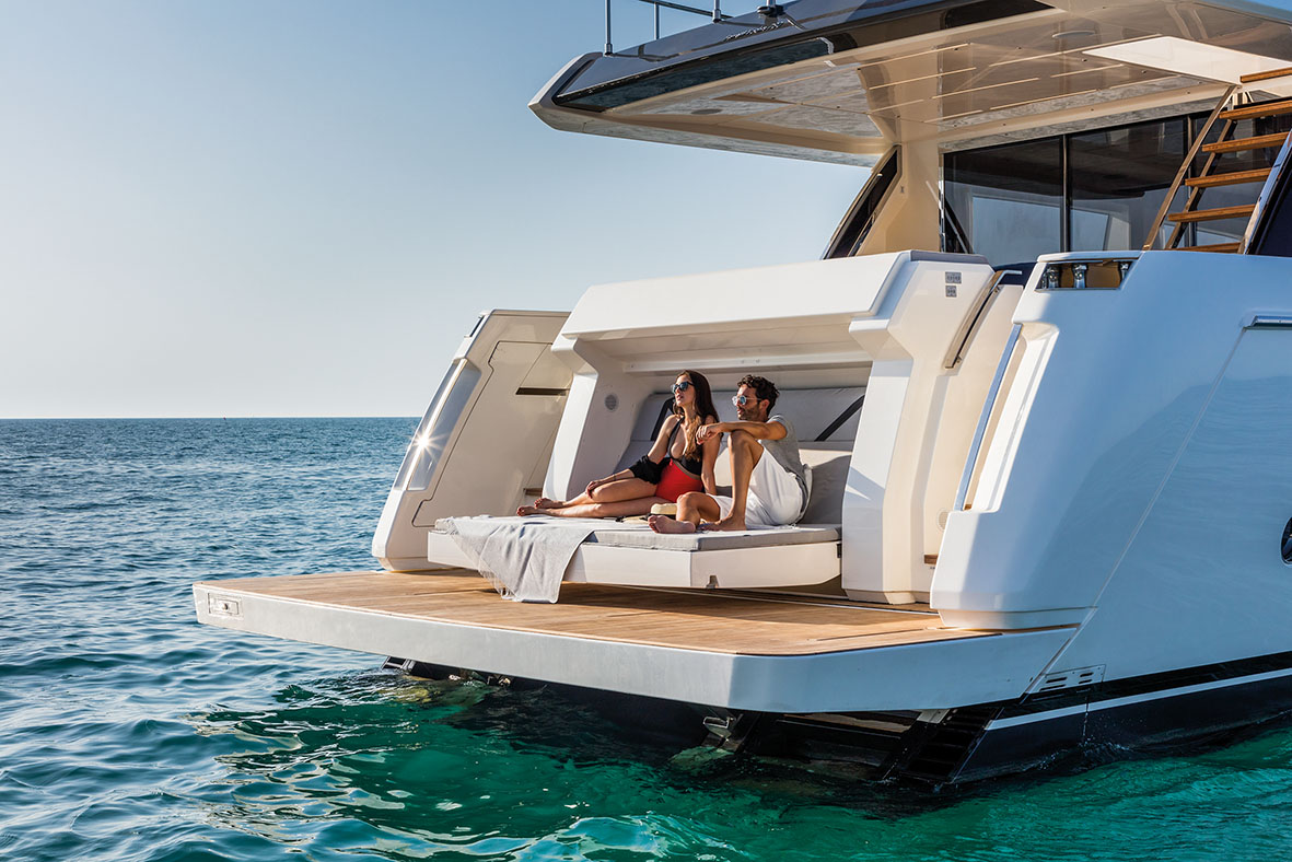 Ferretti 780, when technology is at the service of the cruise