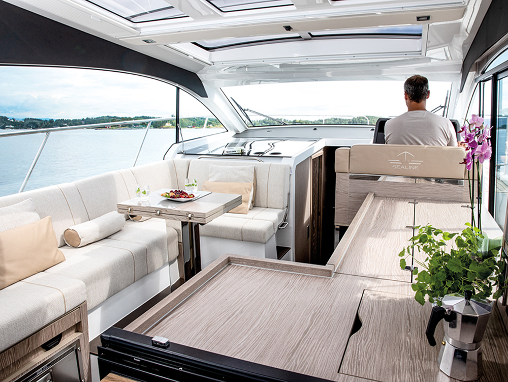 Sealine, everybody gets a boat - Barche Magazine ISP