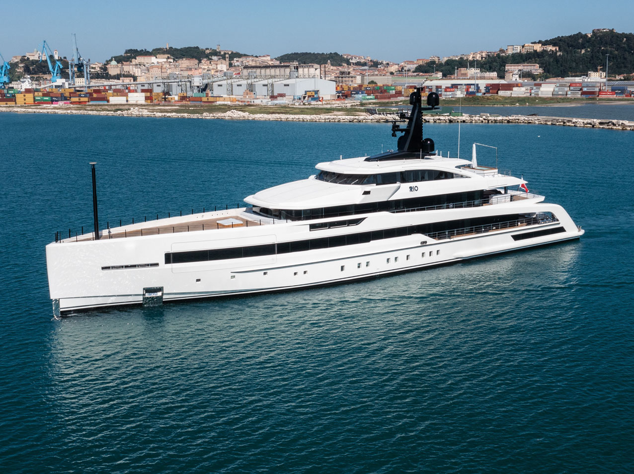 CRN, M/Y RIO delivered to owner - Barche Magazine ISP