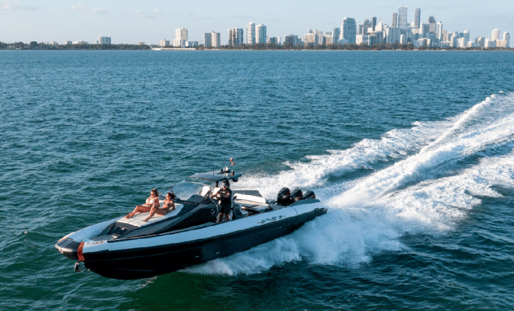 LG-Yacht al FLIBS 2022 con l'Anvera 48 e l'Anvera 42 Speedster - Barche ...