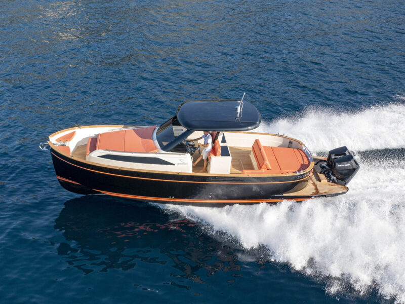 Apreamare al Cannes Yachting Festival con il Gozzo 35 Speedster ...