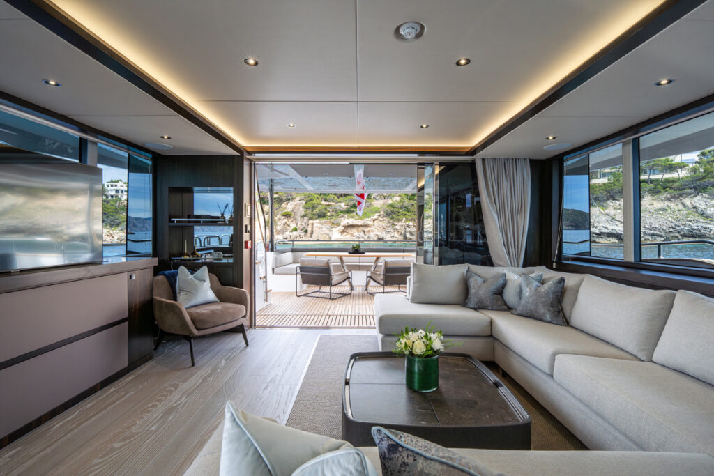 Meros Yachtsharing Unveils Custom Sunseeker 95 at boot Düsseldorf