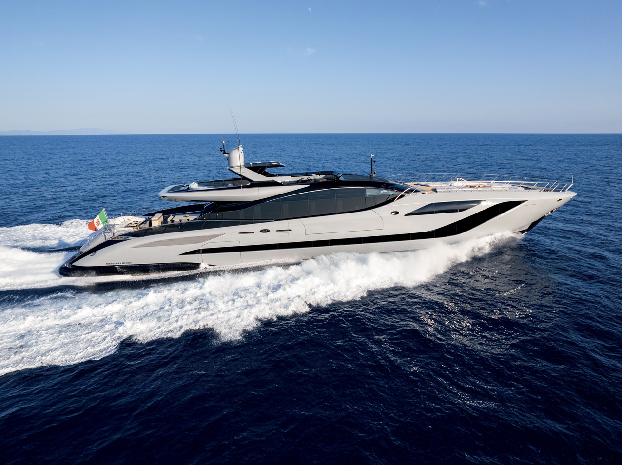 Mangusta 165 REV - Over the top - Barche Magazine ISP